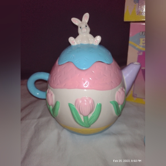 fine ceramic | Kitchen | 9s Vintage Fine Ceramic Bunny Rabbit Tea Pot ...